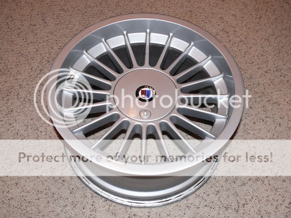 FS: Alpina Classic wheels 17x8.5 ET12 / 17x9.5 ET24 - Perfect E24 fitment